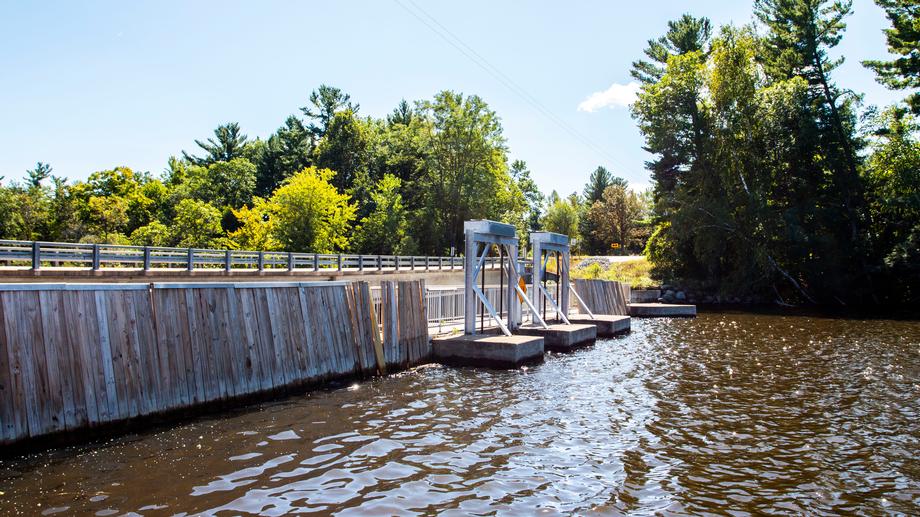 Pella Dam