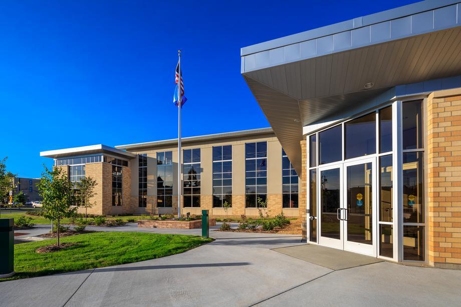Everett Roehl Marshfield Public Library